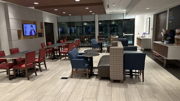 HOLIDAY INN EXPRESS & SUITES ROMEOVILLE - JOLIET NORTH - Updated April ...