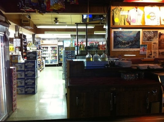 WOODSHED PIZZA LIQUOR & JAM ROOM - Updated November 2025 - N1090 825th ...