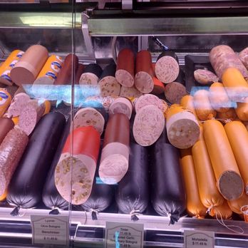 EDELWEISS SAUSAGE CO & DELICATESSEN - Updated October 2024 - 222 Photos ...
