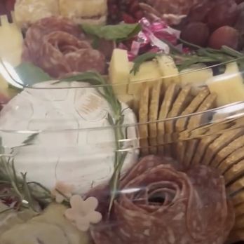 HY-VEE - Updated November 2025 - 55 Photos & 16 Reviews - 2150 E ...