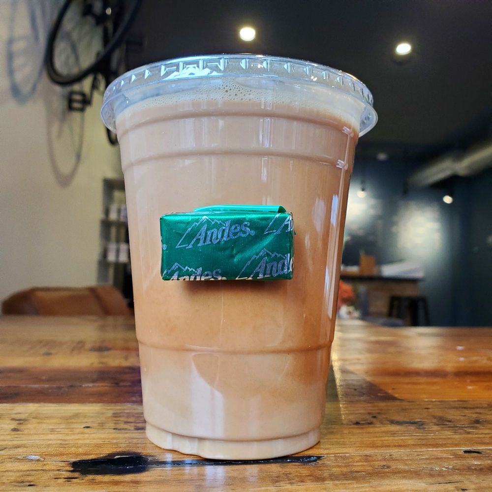 SIDE PRACTICE COFFEE - 66 Photos & 44 Reviews - 5139 N Damen Ave, North ...