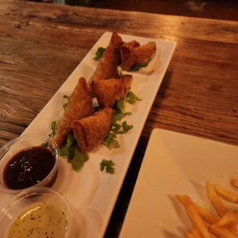 SIMONE ON SUNSET - Updated November 2024 - 390 Photos & 402 Reviews ...