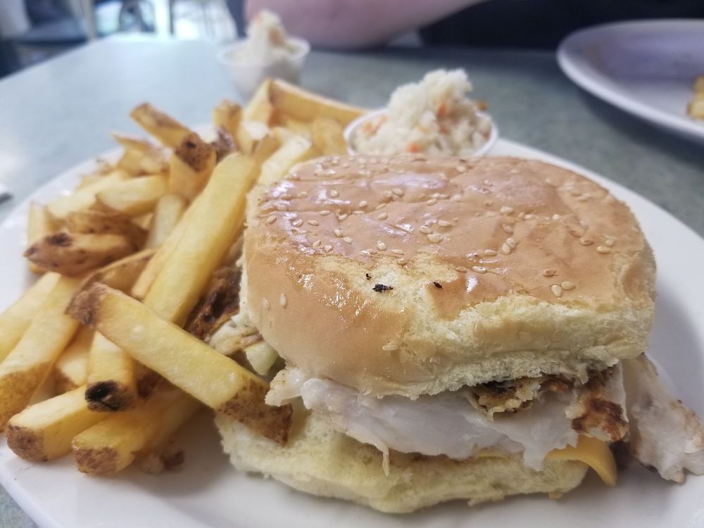 COSY SNACK BAR - Updated May 2024 - 31 Photos & 17 Reviews - 6411 ...