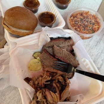HEIRLOOM MARKET BBQ - Updated March 2025 - 1510 Photos & 2019 Reviews ...
