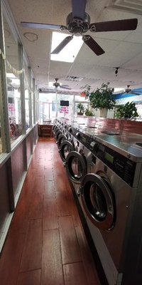 QING FENG LAUNDRYMAT - Updated June 2024 - 1214 North Broad St ...