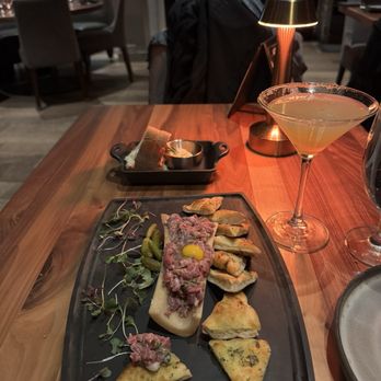 UMBRIA - Updated December 2025 - 165 Photos & 122 Reviews - 250 Hanover ...