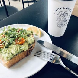 MOONGOAT COFFEE ROASTERS - Updated September 2025 - 1006 Photos & 830 ...