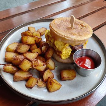 SP2 COMMUNAL BAR + RESTAURANT - Updated December 2025 - 2487 Photos ...