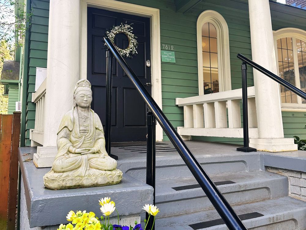 TUMMY TEMPLE - Updated May 2025 - 69 Photos & 78 Reviews - 7812 Lake ...