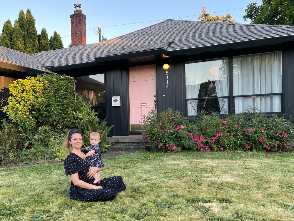 HEIDI FREISTAT - LIVING ROOM REALTY - Updated November 2025 - 1401 NE ...