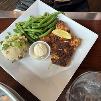 FLYING FISH PUBLIC MARKET & GRILL - Updated December 2025 - 1839 Photos ...