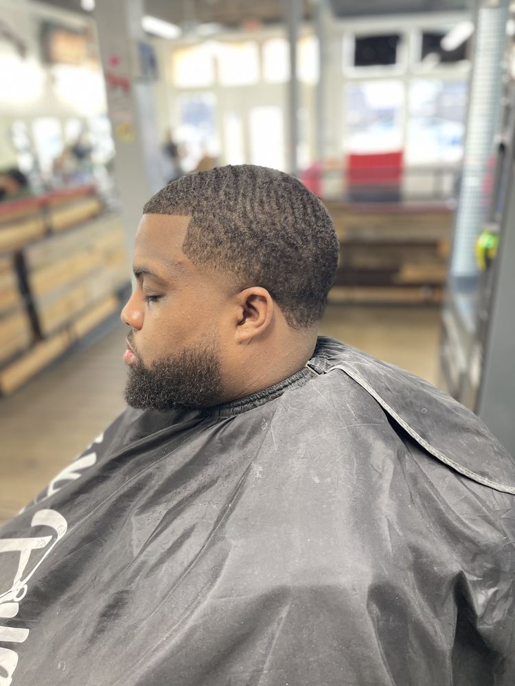 DALLAS FADES BARBERSHOP - 129 Photos & 90 Reviews - 124 N Peak St ...