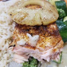 FISH N TAILS OYSTER BAR - Updated November 2024 - 145 Photos & 100 ...