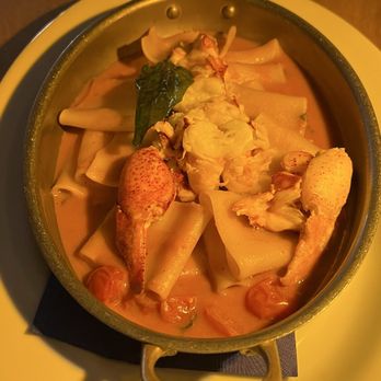 ALMYRA - Updated May 2025 - 525 Photos & 138 Reviews - 1636 Chancellor ...