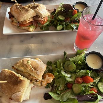LUCCA BAR & GRILL - Updated July 2024 - 659 Photos & 896 Reviews - 439 ...