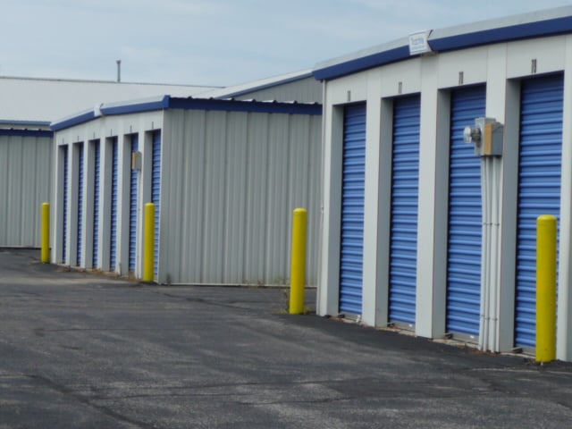 PARKVIEW STORAGE RENTALS - 7 Kemp Dr, Chatham, Illinois - Self Storage ...