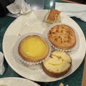 FEAST BUFFET - Updated October 2025 - 267 Reviews & 384 Photos - 1707 N ...