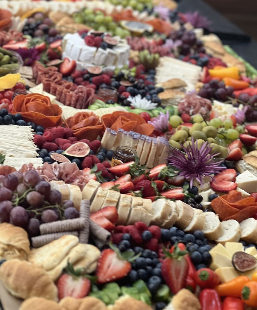 THE GRAZING TABLE - Updated October 2024 - 20 Photos - Cartersville ...