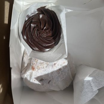 BEST BUNS BAKERY & BURGERS - Updated July 2024 - 137 Photos & 93 ...