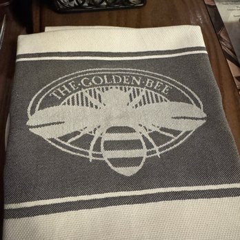 THE GOLDEN BEE - Updated October 2025 - 498 Photos & 587 Reviews - 1 ...