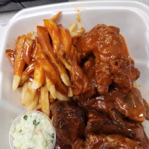 KIM’S WINGS - 45 Photos & 61 Reviews - 14909 Saint Clair Ave, Cleveland ...