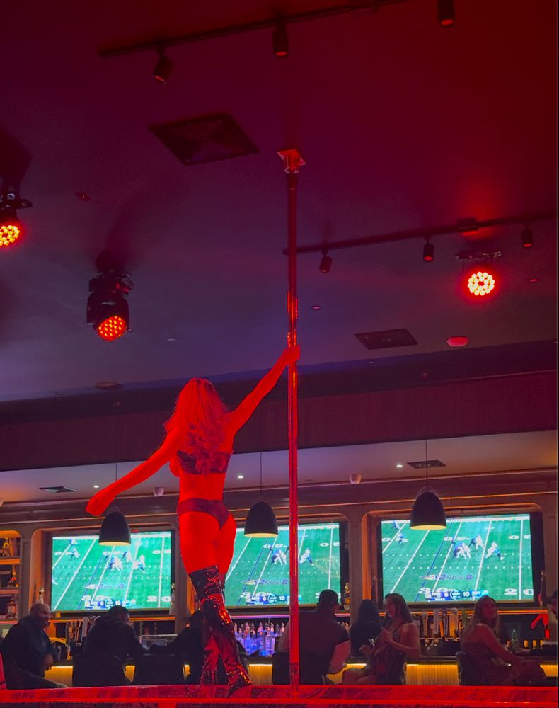 THE FINE LINE - Updated December 2025 - 10 Photos - 49 Milford St ...