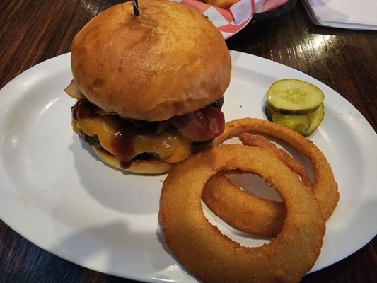 THE WELL & GRILL - 34 Photos & 29 Reviews - 879 Broadway, Bayonne, New ...