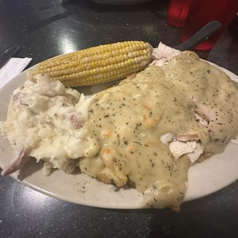 ROUNDABOUT DINER & LOUNGE - Updated May 2025 - 431 Photos & 676 Reviews ...