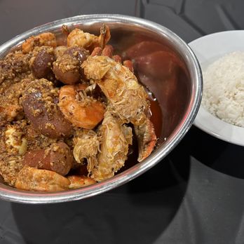INFERNO SEAFOOD BOIL - Updated June 2024 - 136 Photos & 112 Reviews ...