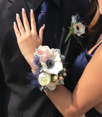 BLUE LEAF STUDIO FLORIST - 182 Photos & 136 Reviews - 9760 Baseline Rd ...