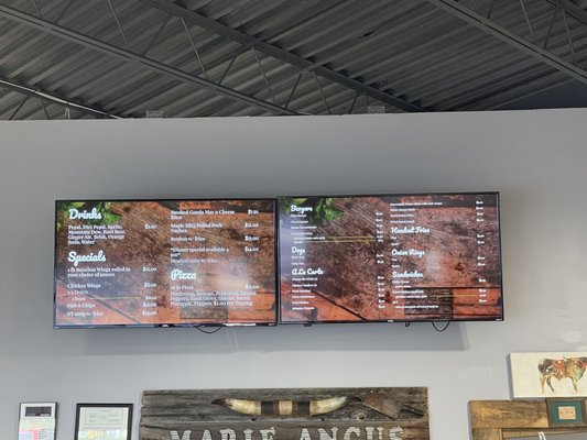 THE MAPLE ANGUS - Updated December 2025 - 26 Photos & 23 Reviews - 702 ...