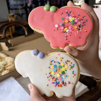 DAD’S DONUT & BAKERY SHOP - Updated December 2025 - 679 Photos & 387 ...