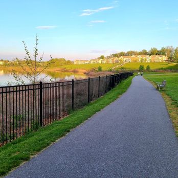 QUARRY PLACE LOOP - Updated March 2025 - 27 Photos - 520 Quarry View Ct ...