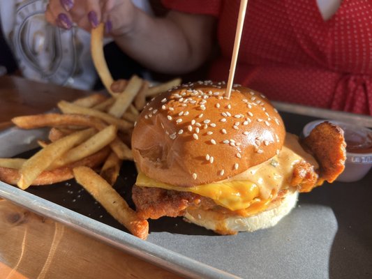 CHOMP KITCHEN AND DRINKS - Updated August 2024 - 293 Photos & 220 ...