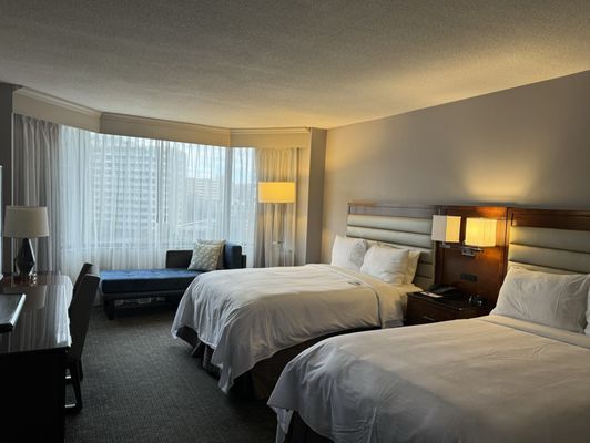 CRYSTAL GATEWAY MARRIOTT - Updated September 2025 - 279 Photos & 263 ...