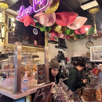 MOORE COFFEE SHOP - Updated July 2024 - 2907 Photos & 1286 Reviews ...