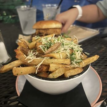 5280 BURGER & TAPHOUSE - Updated October 2025 - 324 Photos & 286 ...