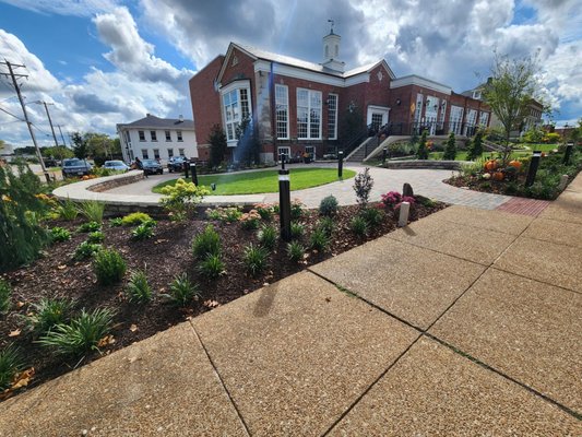 KIRKWOOD PUBLIC LIBRARY - Updated December 2025 - 18 Photos & 23 ...