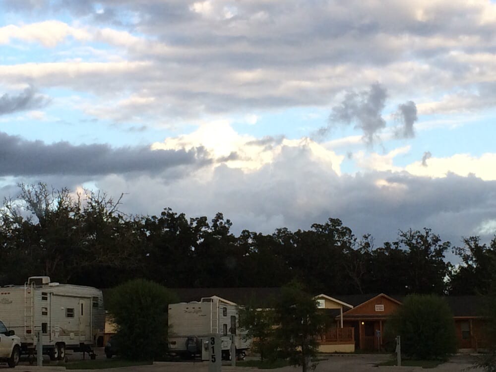 LOST PINES RV PARK - Updated October 2025 - 1242 Hwy 71 W, Bastrop ...