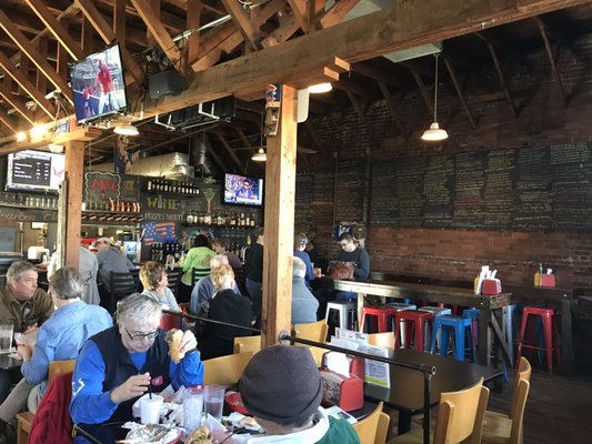 RUSH ON MAIN - 219 Photos & 192 Reviews - Burgers - 112 S Main St ...