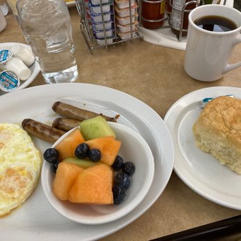 GOLD ‘N SILVER INN - Updated June 2024 - 657 Photos & 619 Reviews - 790 ...