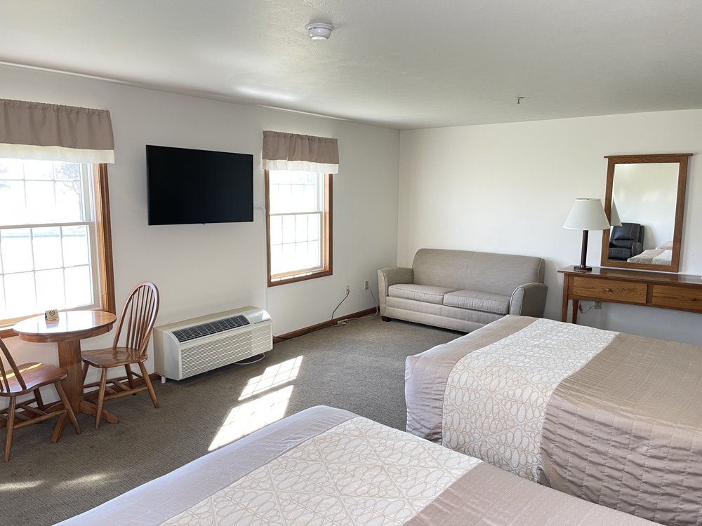 FARMSTEAD INN & CONFERENCE CENTER - Updated December 2025 - 109 Photos ...