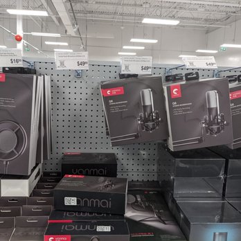 CANADA COMPUTERS & ELECTRONICS - Updated December 2025 - 22 Photos & 47 ...