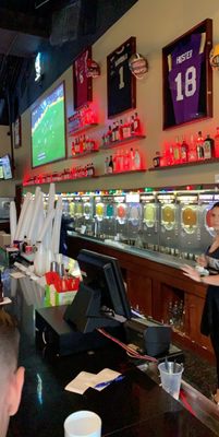 DAIQUIRIS SUPREME - Updated November 2025 - 22 Photos & 34 Reviews ...