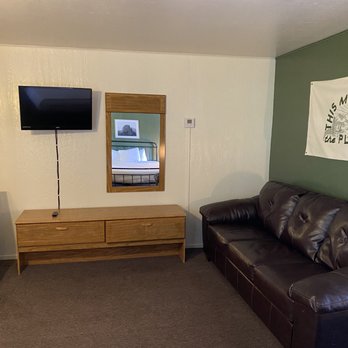 THE LONG BARN LODGE - Updated December 2025 - 163 Photos & 133 Reviews ...