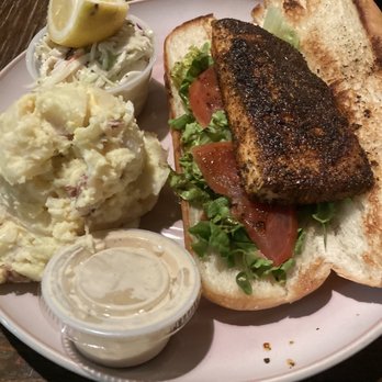 PAWLEYS ISLAND TAVERN - Updated April 2025 - 216 Photos & 321 Reviews ...