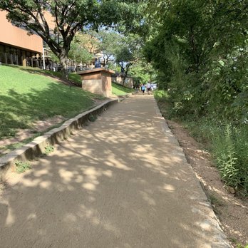 TOWN LAKE RUNNING TRAIL - THE ROCK - Updated January 2026 - 86 Photos ...