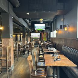 STEAM PUB - Updated January 2026 - 497 Photos & 569 Reviews - 606 2nd ...
