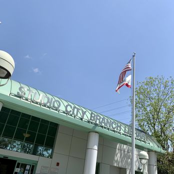 STUDIO CITY BRANCH LIBRARY - Updated December 2025 - 27 Photos & 77 ...