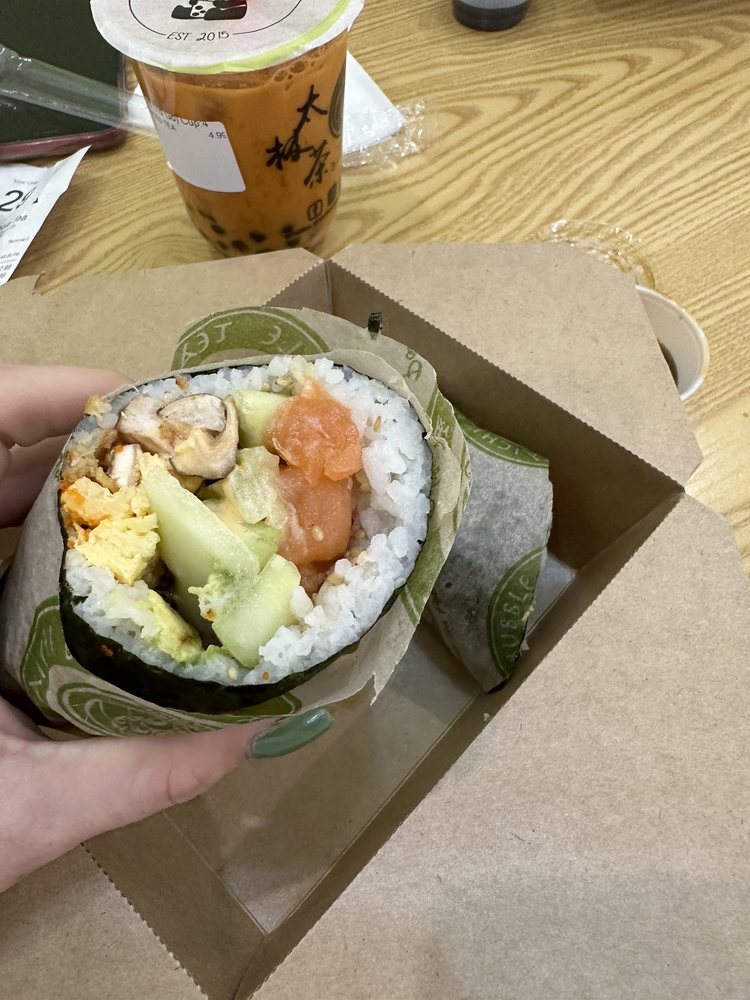 TAICHI BUBBLE TEA - Updated April 2024 - 11 Photos - 200 Town Centre Dr ...